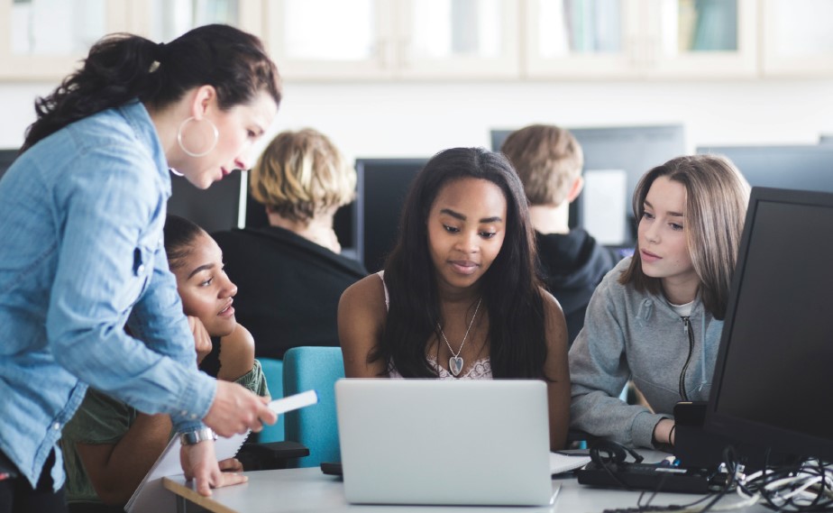 Our Projects | The Role of Teaching & Technology | Learnovate